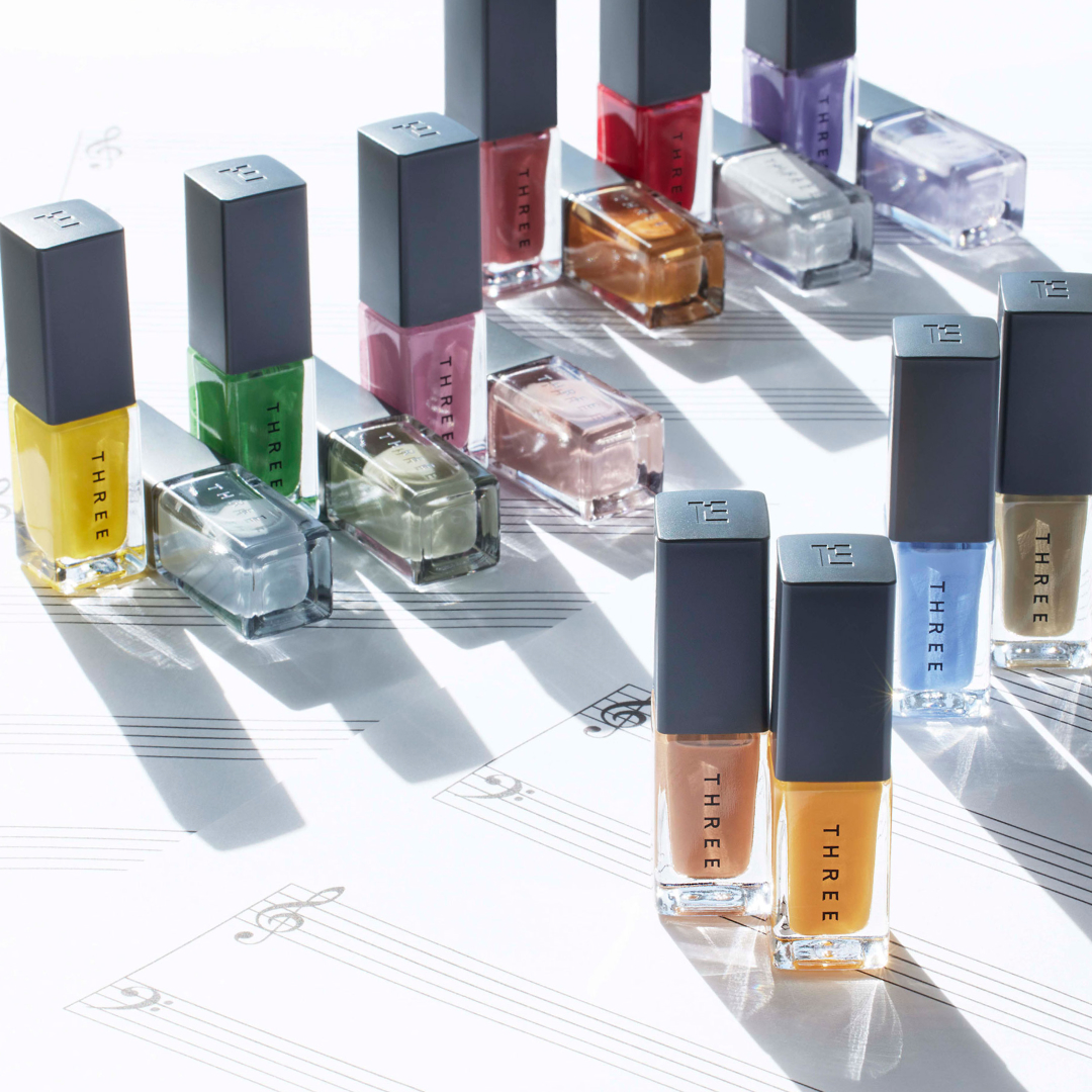 THREE（スリー）