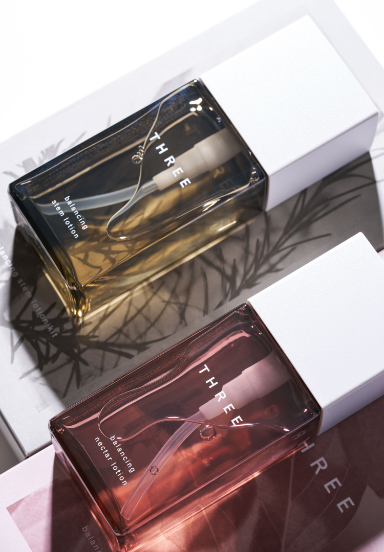 THREE（スリー）